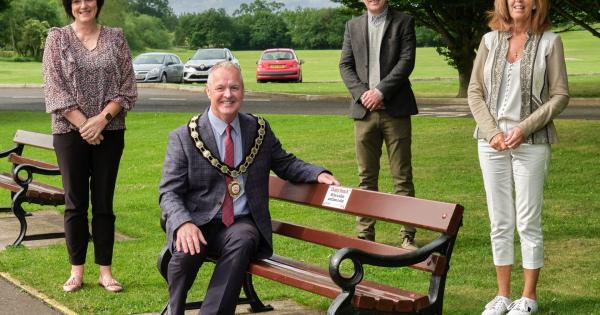 ‘Chatty Bench’ installed in Dungannon Park to help tackle loneliness ...