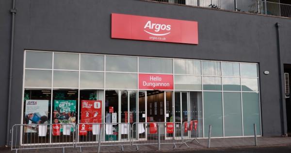 Job loss fears as Sainsbury's announce Argos closures - Photo 1 of 2 ...