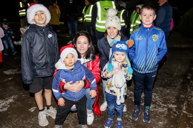 Christmas tree lights switch on at Tamnamore - Alpha Newspaper Group
