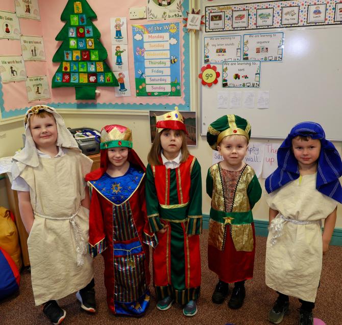 Windmill Primary School Nativity performance - Alpha Newspaper Group